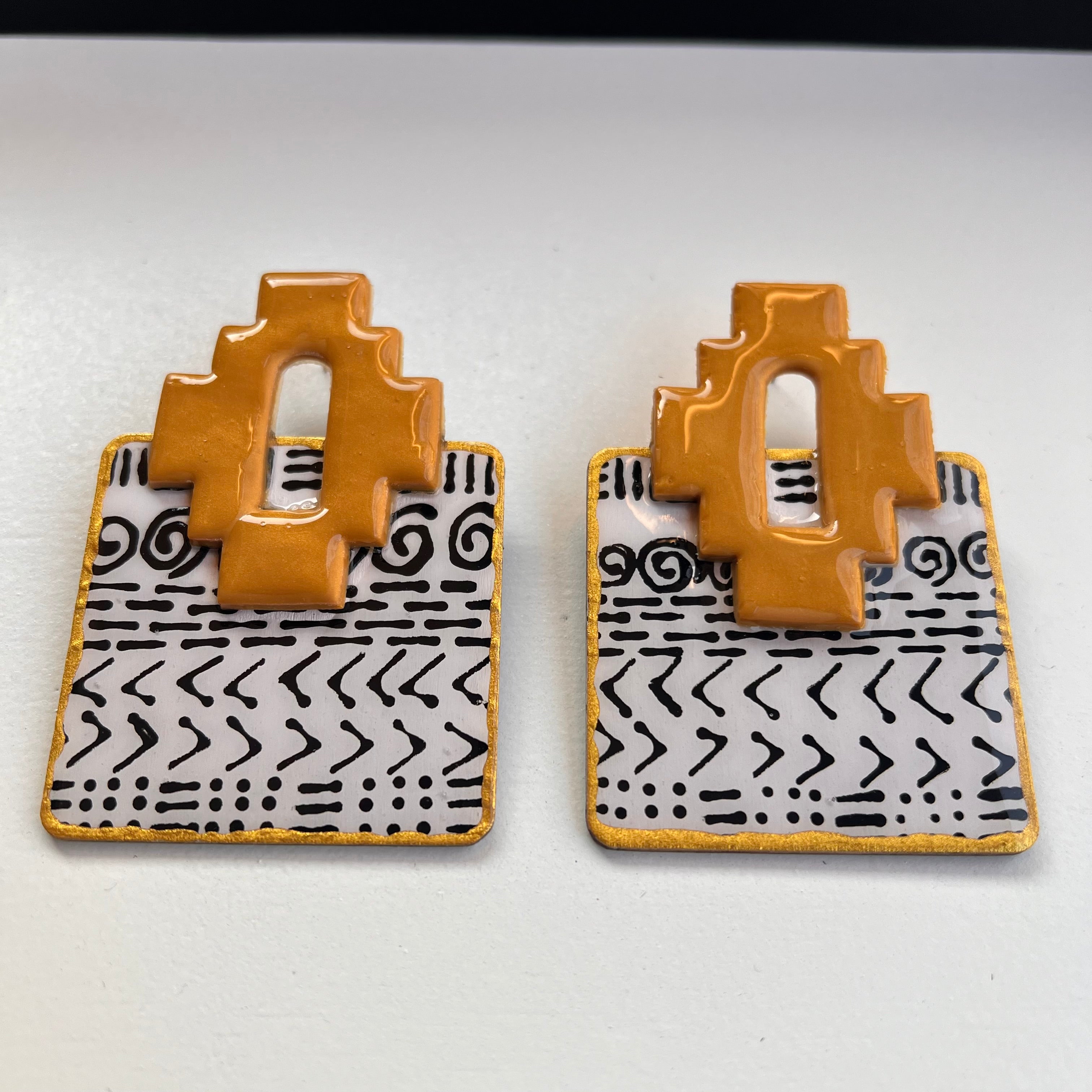 Sybarite Accessories